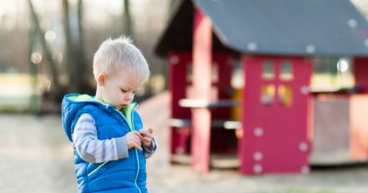 Early Autism Signs and Symptoms in Young Children - ActiveBeat