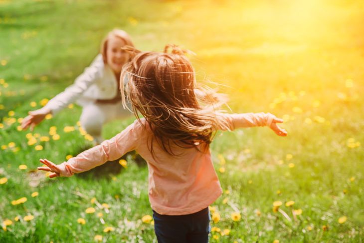 Health Benefits of Outdoor Playtime for Kids - ActiveBeat