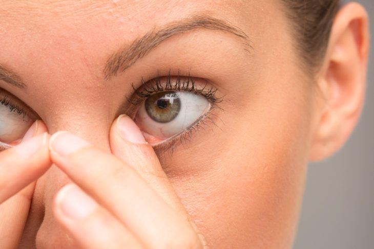Itchy, Scratchy, Uncomfortable Symptoms of Pink Eye - ActiveBeat
