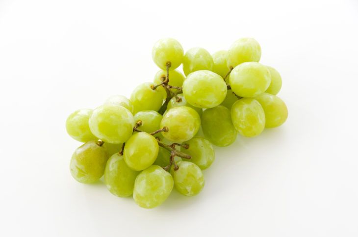 The Incredible Health Benefits of Grapes - ActiveBeat