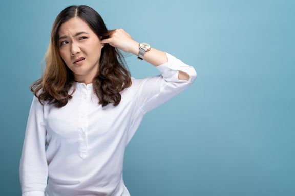 Most Common Signs and Symptoms of an Ear Infection - ActiveBeat